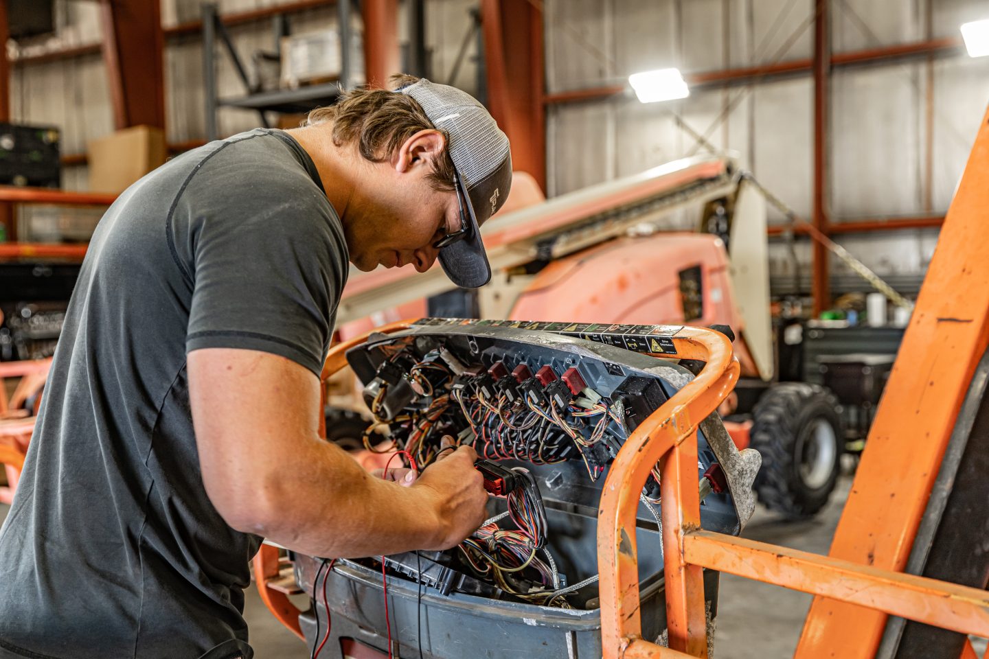 AFTERMARKET EQUIPMENT REPAIR – Trackside Solutions
